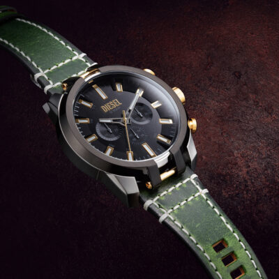 【大胆なルックスのクロノグラフ】“ディーゼル ウォッチ”からインダストリアルデザインの最新コレクションが登場 - Watch LIFE ...